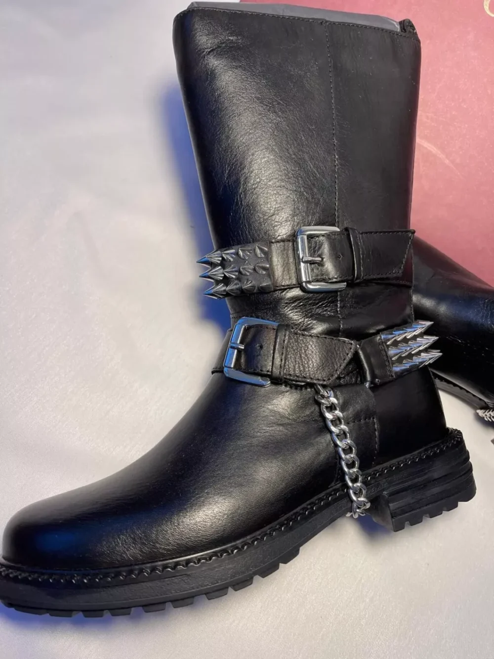 Savage Spiked Leather Boots - Divine & Elegant